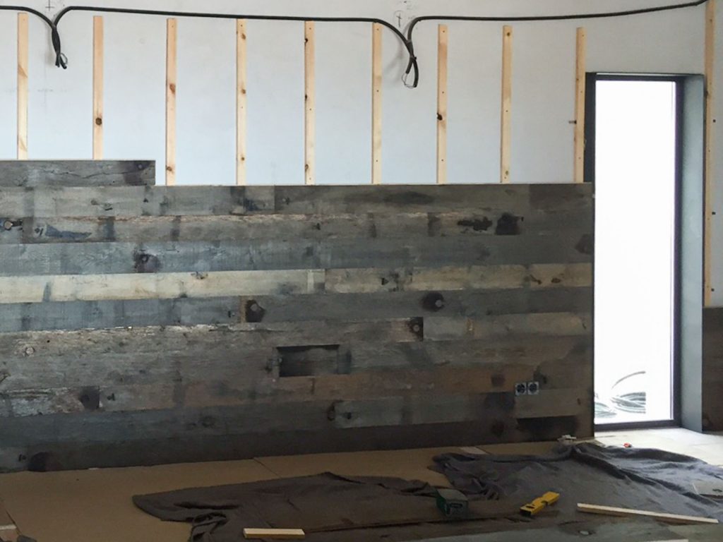 Revestimiento de madera en interiores - Carpintería Fusta